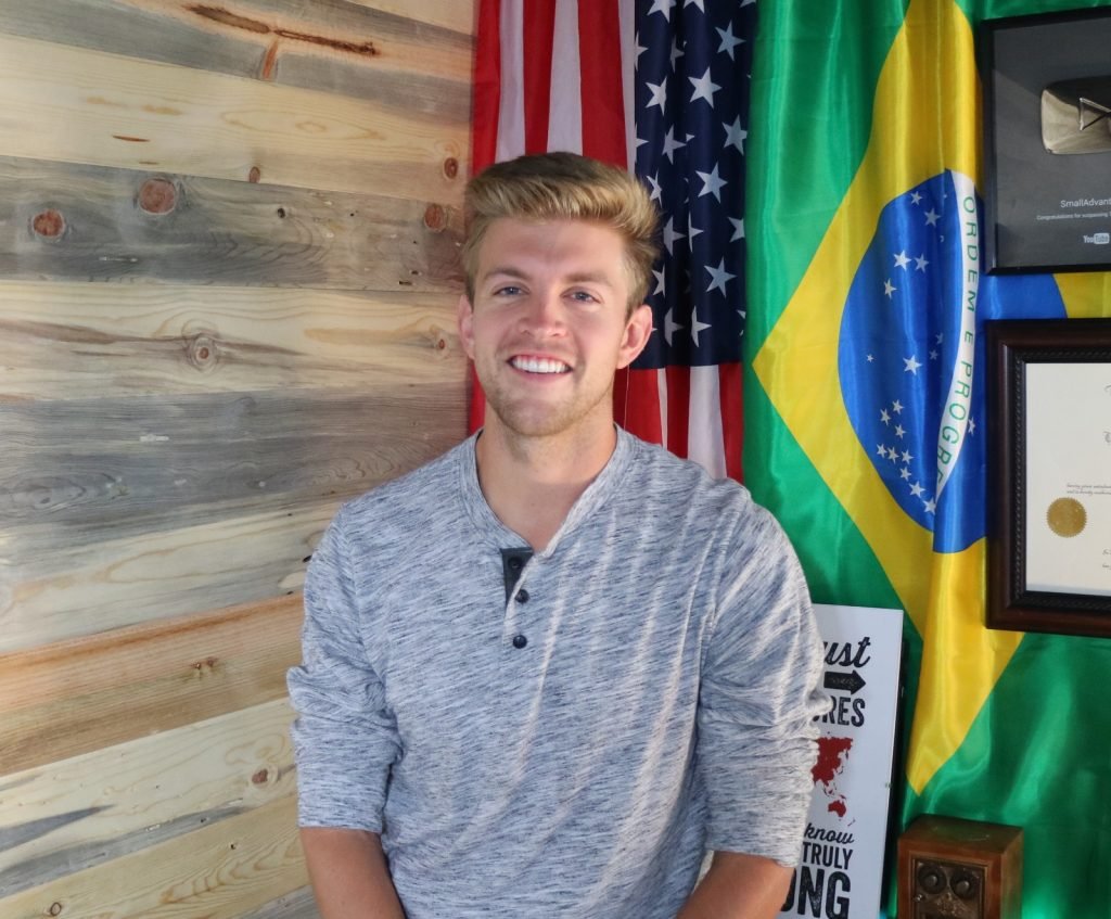 Youtuber que aprendeu Português para ensinar Inglês participa de evento ...